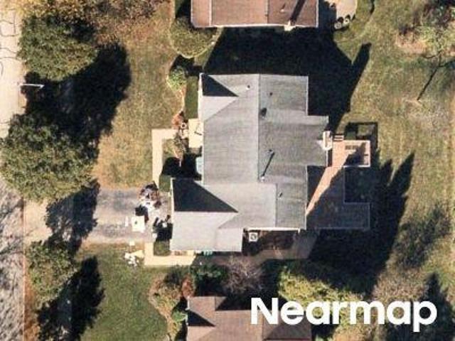 Mayfair Ln