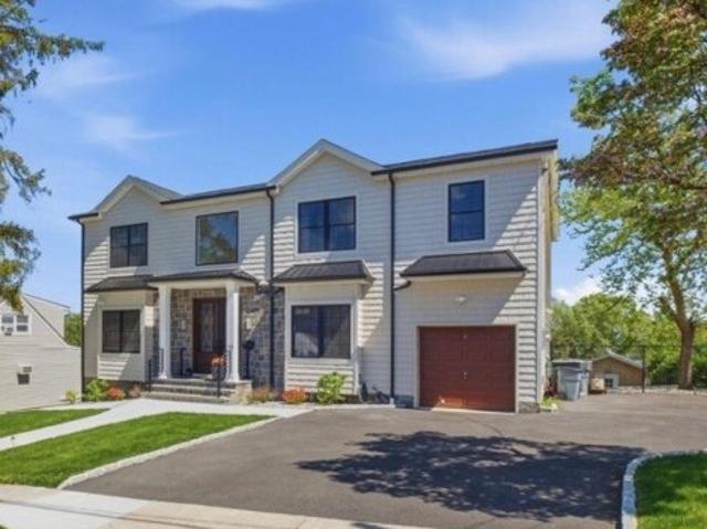 Mayfair Pl, Clifton, Home For Sale