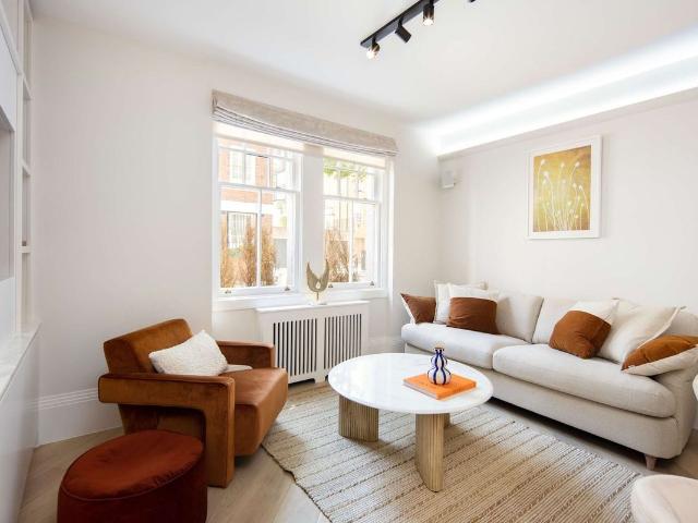 Mayfair W1K, 2 bed flat to rent, £11,369 pcm | PrimeLocation