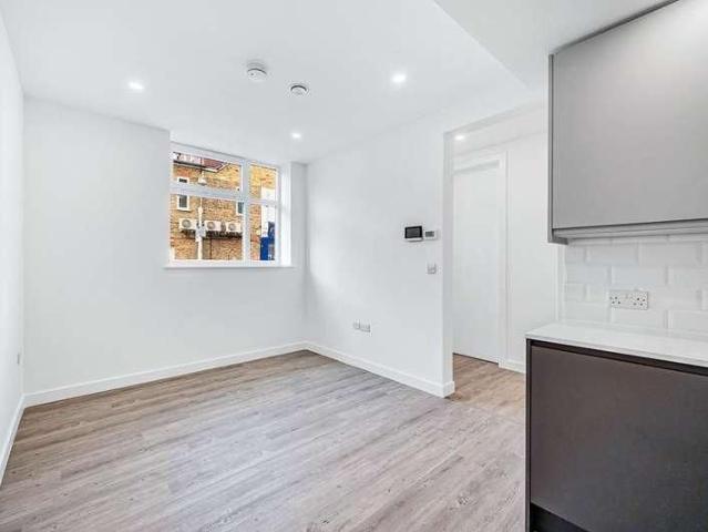 Mayfield Avenue, Ealing, London, W13