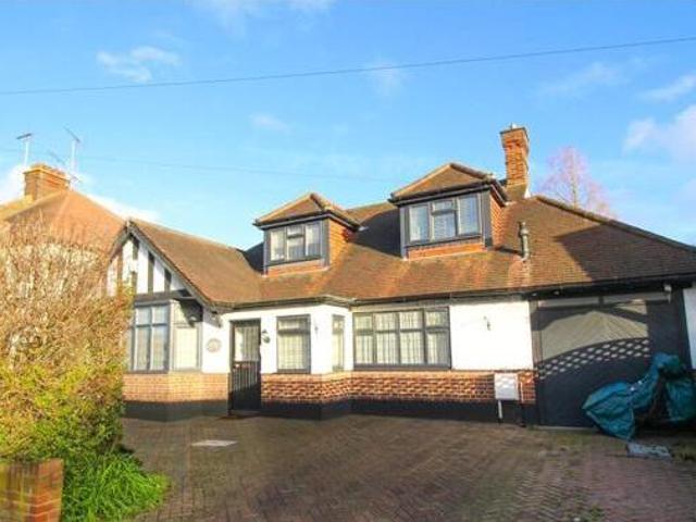 Mayfield Avenue, Southend on sea, 2 Bedroom Apartment