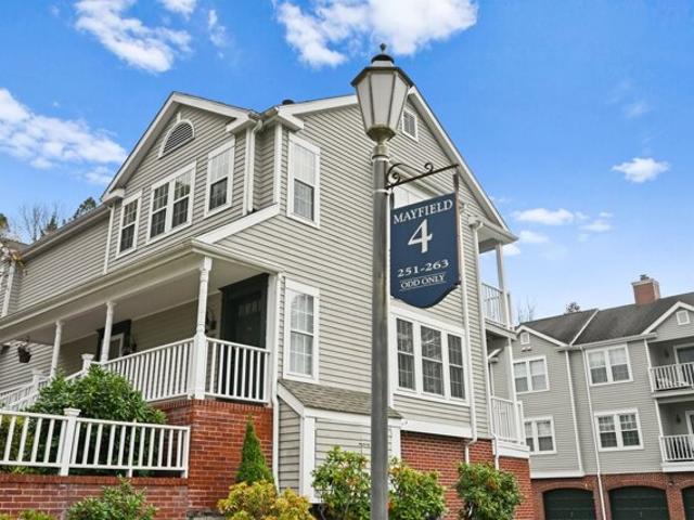 Mayfield Dr Unit,trumbull, Condo For Sale
