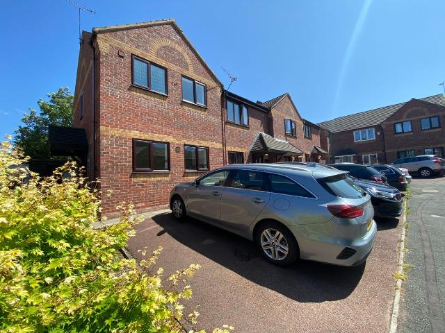 Mayfield Mews, Crewe CW1, 2 bed end terrace house to rent, £850 pcm | PrimeLocation