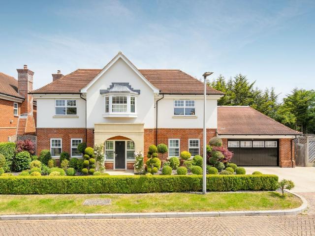 Mayfield Place, Winkfield SL4, 6 bed detached house to rent, £12,000 pcm | PrimeLocation