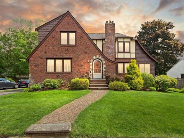 Mayfield Rd, Belmont, Home For Sale