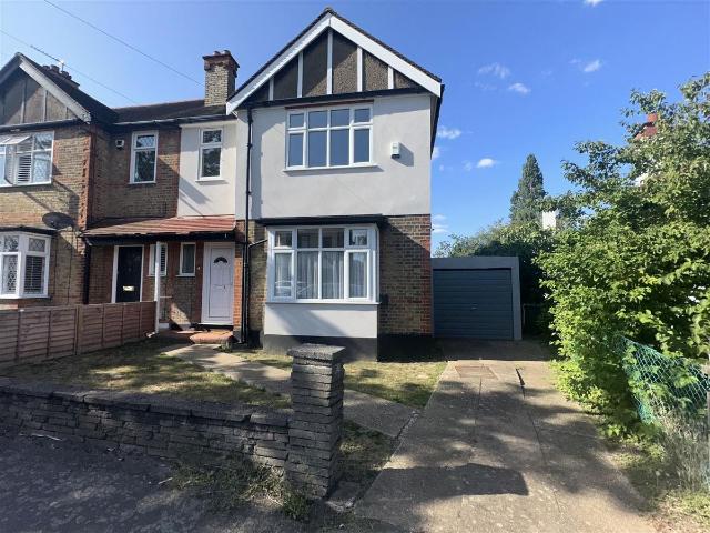 Mayfield Road, North Chingford E4, 3 bed semi detached house to rent, £2,500 pcm | PrimeLocation
