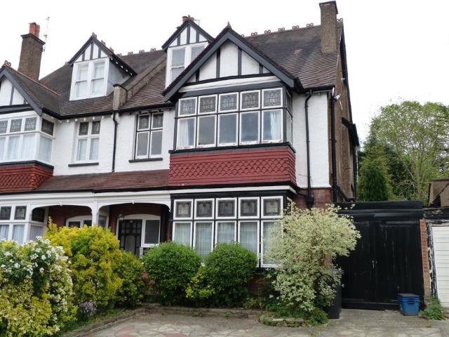 Mayfield Road, Sanderstead, South Croydon CR2, 1 bed flat to rent, £1,100 pcm | PrimeLocation