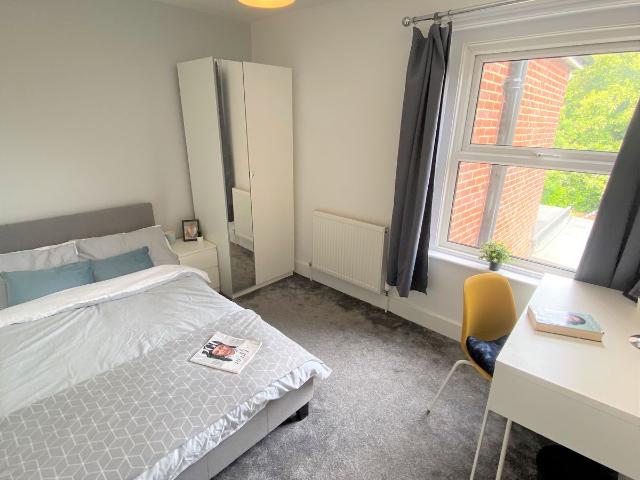 Mayfield Road, Southampton SO17, Room to rent, £625 pcm | PrimeLocation
