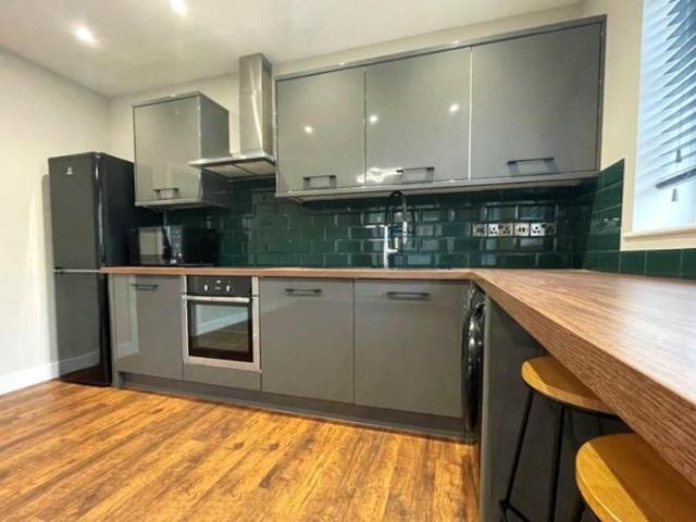 Mayford Green, Woking, Surrey, GU22