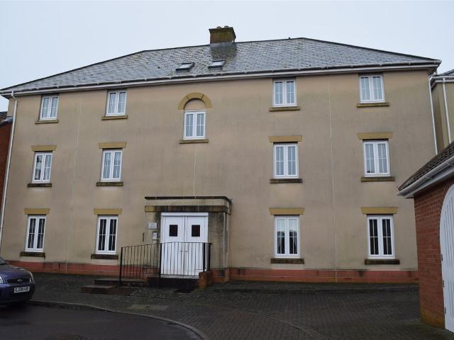 Mayflower Court, Highbridge, Somerset TA9, 2 bed flat to rent, £850 pcm | PrimeLocation