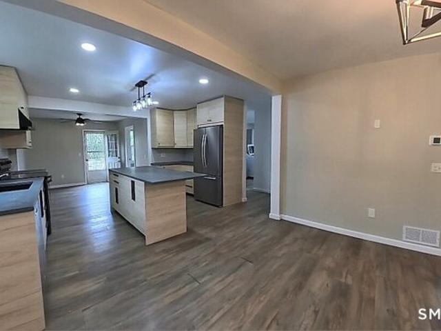 Mayflower Ct, Milford, Home For Sale
