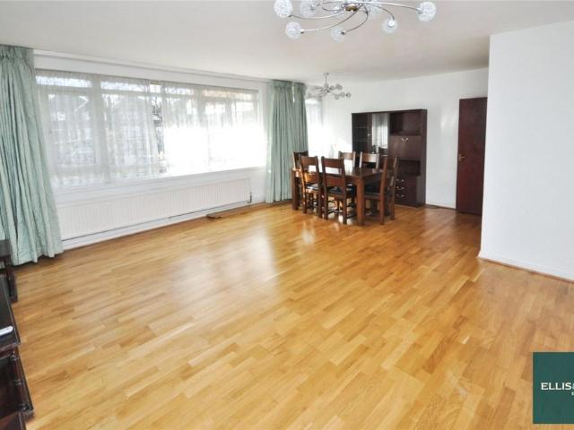 Mayflower Lodge, N3, London