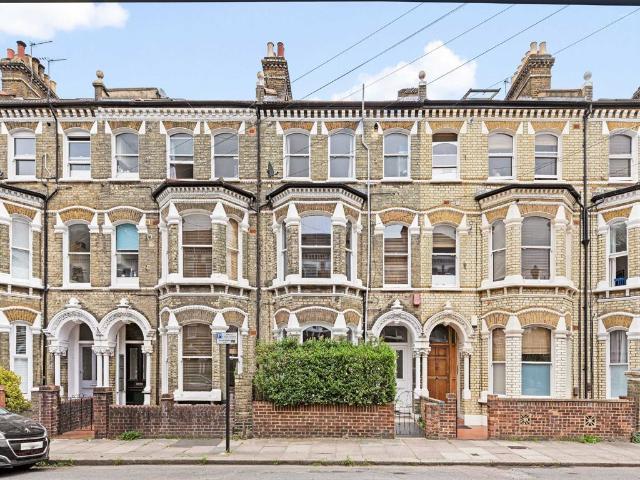 Mayflower Road, Stockwell SW9, 2 bed flat to rent, £2,500 pcm | PrimeLocation