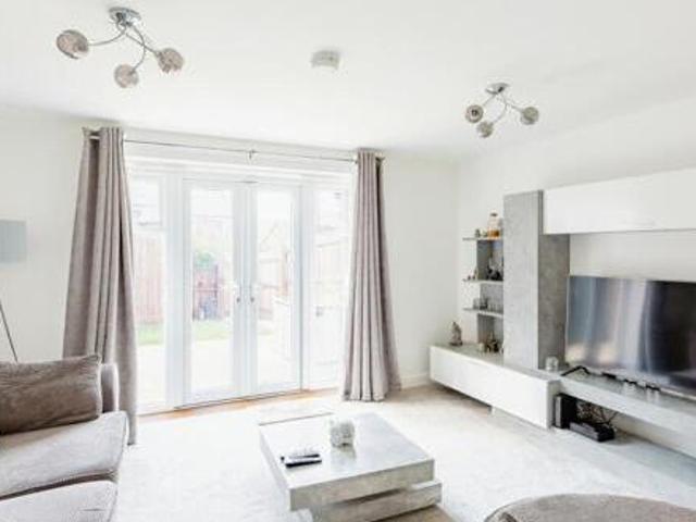 Mayfly Road, Northampton, 4 Bedroom Town