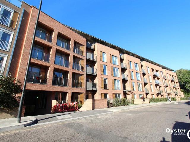 Maygrove Road, Beaufort Court NW6, 2 bed flat to rent, £2,800 pcm | PrimeLocation