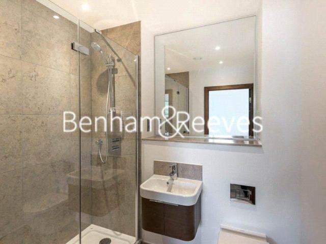 Maygrove Road, London, NW6 3 bed property to rent £4,200 pcm £969 pw