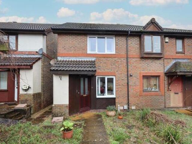 Mayhouse Road, Burgess Hill, 2 Bedroom Semi detached