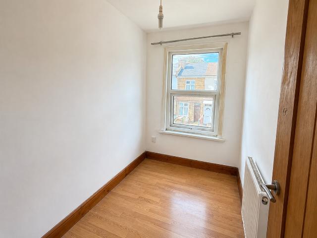 Maynard Road, Walthamstow E17, 2 bed flat to rent, £2,000 pcm | PrimeLocation