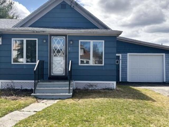 Maynard St, Washburn, Home For Sale