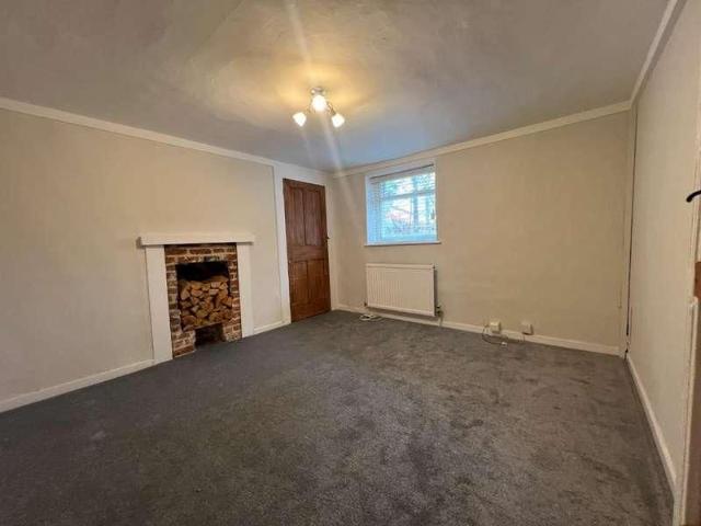 Maynewater Lane, Bury St Edmunds, IP33