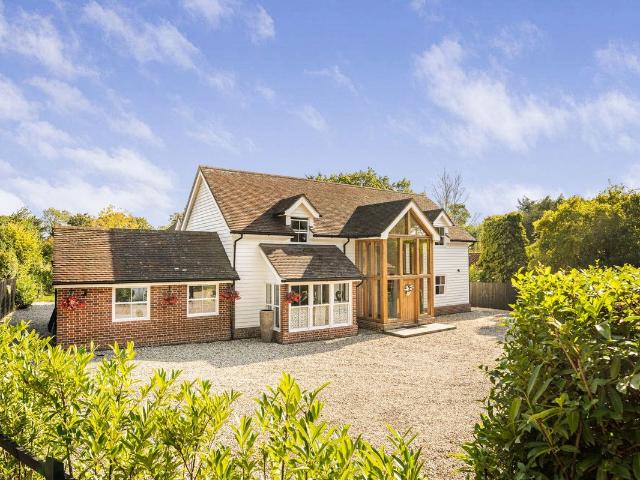 Mayrose House, Canfield Road, Great Canfield CM22, 6 bed detached house to rent, £4,995 pcm | PrimeLocation