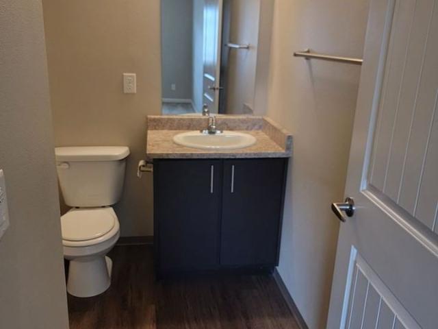 May's Landing Apartments 3 Bedroom Apartment for Rent at 1510 1510, 1520, 1530,1540,1550,1560 23rd Street SE, Salem, OR 97302 Morningside