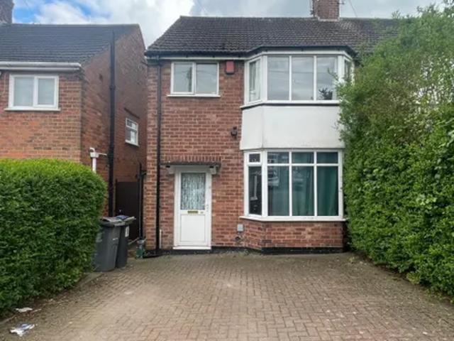Mayswood Grove, Bartley Green, B32 2RG, United Kingdom | 3 bed house for rent #167114107 | Rentberry