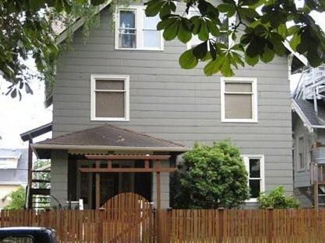 MBH Apartments LLC MBH Studio Apartment for Rent at 5038 17th Ave Ne, Seattle, WA 98105 University District