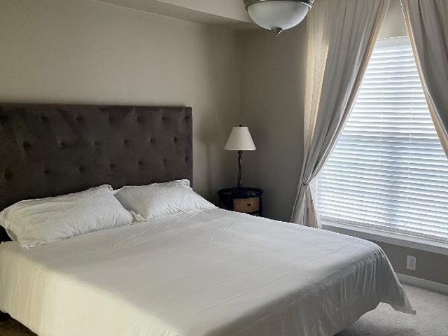 MBR with Ensuite BA in Amazing Ballantyne Condo…