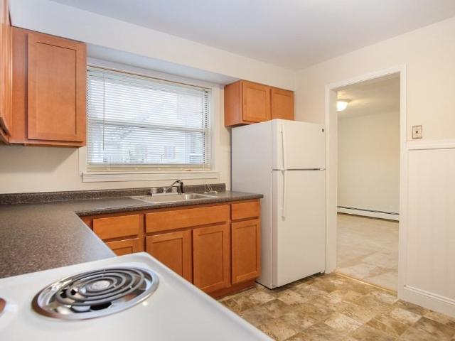 MG Morris Gardens 1 Bedroom Apartment for Rent at 277 Pine St, Lowell, MA 01851 Highlands