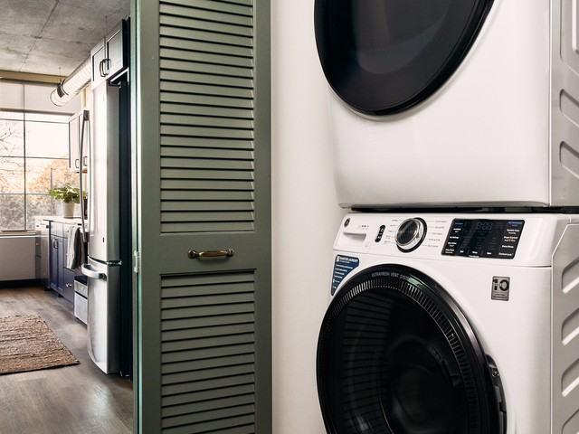 Memoir Wedgewood Houston Studio Apartment for Rent at 1125 4th Ave S, Nashville, TN 37210