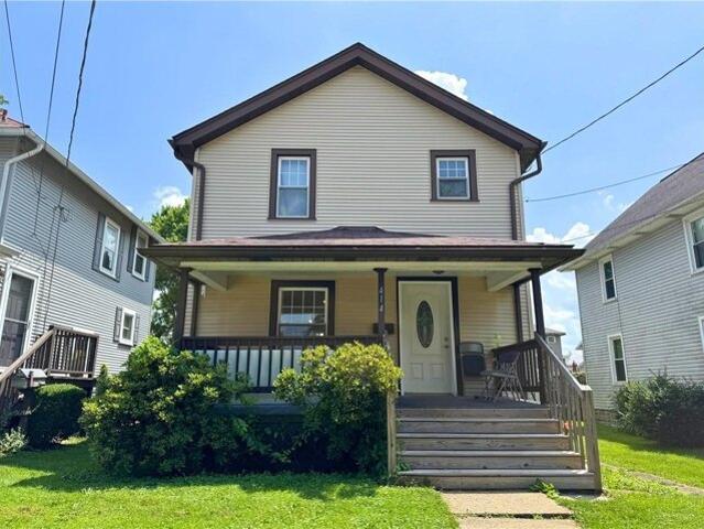 Memorial Ave, Grove City, Home For Sale