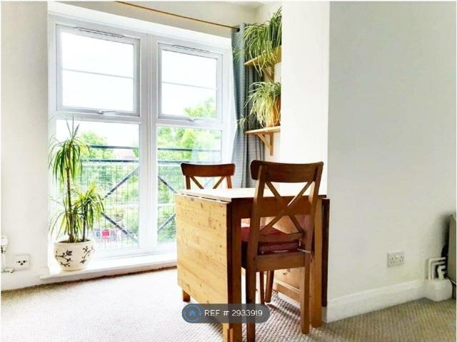 Memorial Avenue, London E15, 1 bed flat to rent, £1,650 pcm | PrimeLocation