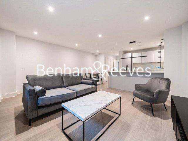 Memorial Avenue, Slough, Berkshire SL1, 1 bed flat to rent, £1,450 pcm | PrimeLocation