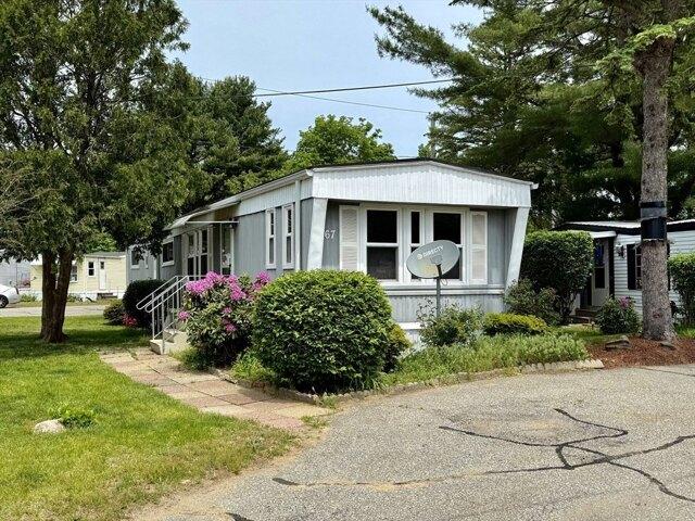 Memorial Dr Trlr,chicopee, Property For Sale