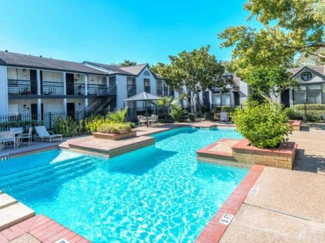 Memorial Fountain 2 Bedroom Apartment for Rent at 874 Yorkchester Dr, Houston, TX 77079 Memorial