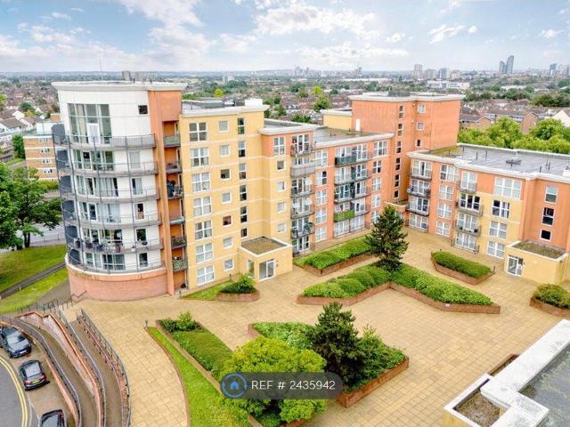 Memorial Height, Newbury Park IG2, 2 bed flat to rent, £1,900 pcm | PrimeLocation