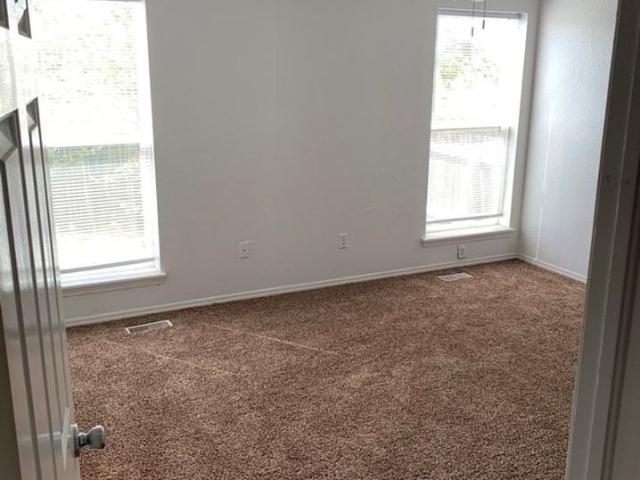 Memorial Square Gardens 3 Bedroom Apartment for Rent at 8336 E 120th Pl S, Bixby, OK 74008 Southern Memorial Acres