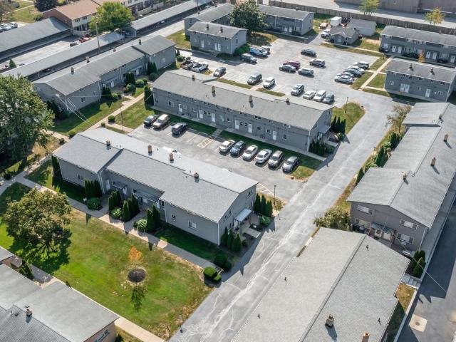 Mentor Mall Village 2 Bedroom Apartment for Rent at 7950 Mentor Ave, Mentor, OH 44060
