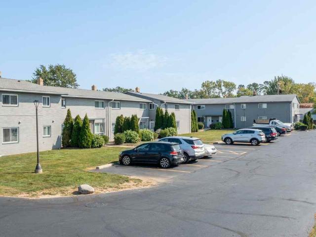 Mentor Mall Village 2 Bedroom Apartment for Rent at 7950 Mentor Ave, Mentor, OH 44060
