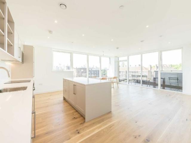 Mentmore Terrace, E8, London