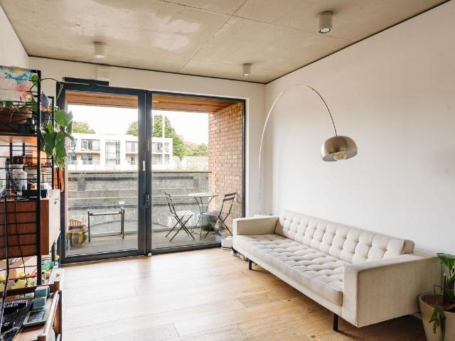 Mentmore Terrace, London E8, 1 bed flat to rent, £2,700 pcm | PrimeLocation