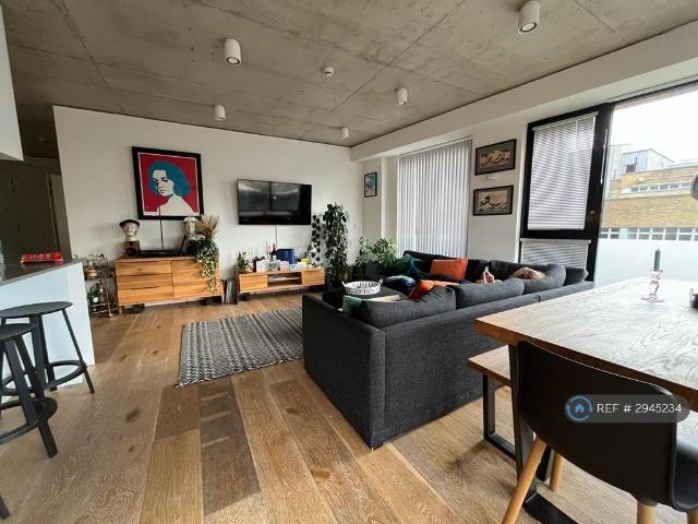 Mentmore Terrace, London, E8 3 bed flat to rent £4,750 pcm £1,096 pw