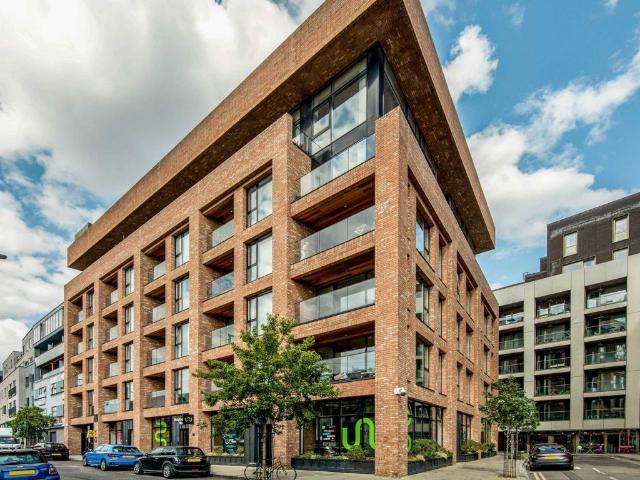 Mentmore Terrace, London Fields E8, 2 bed flat to rent, £3,500 pcm | PrimeLocation