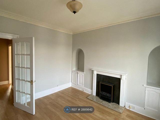 Menzies Road, Aberdeen AB11, 2 bed flat to rent, £595 pcm | PrimeLocation