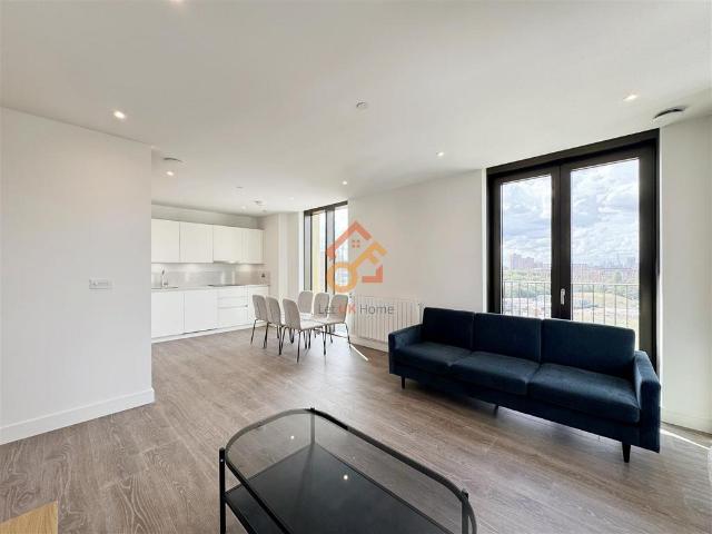 Menara Point, 1 Affinity View, London. 3 bed flat to rent £3,700 pcm £854 pw