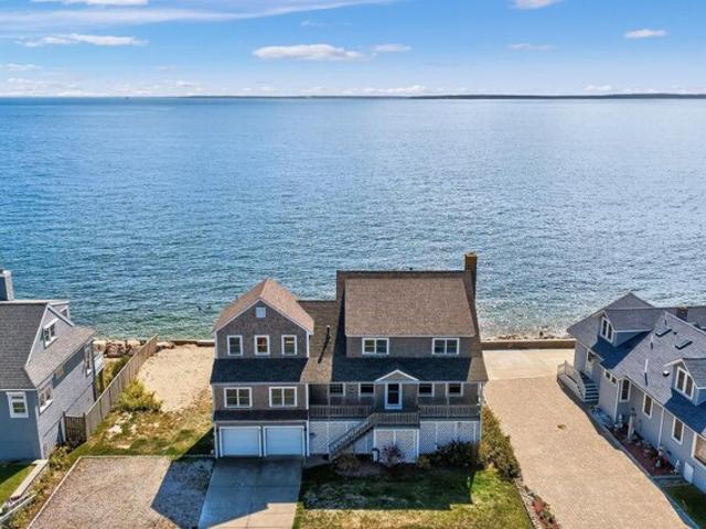 Menauhant Rd, East Falmouth, Home For Sale