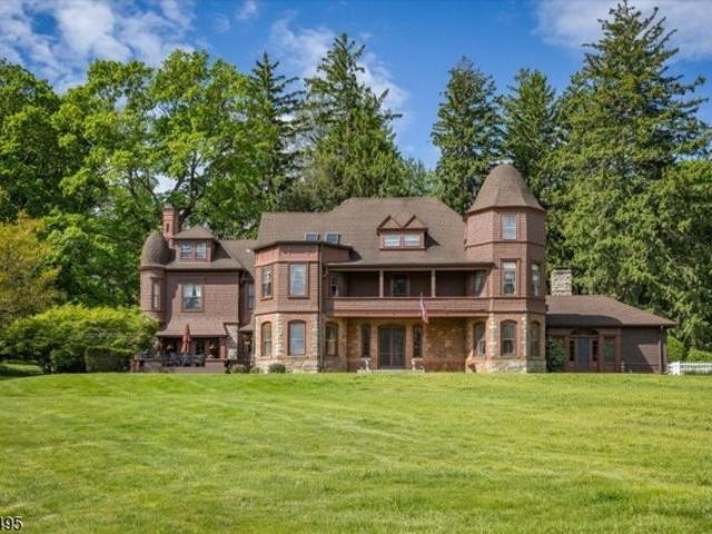 Mendham Rd, Bernardsville, Home For Sale