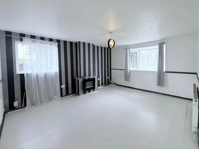 Mendip Court, Nottingham, NG5 9NQ, Property for rent