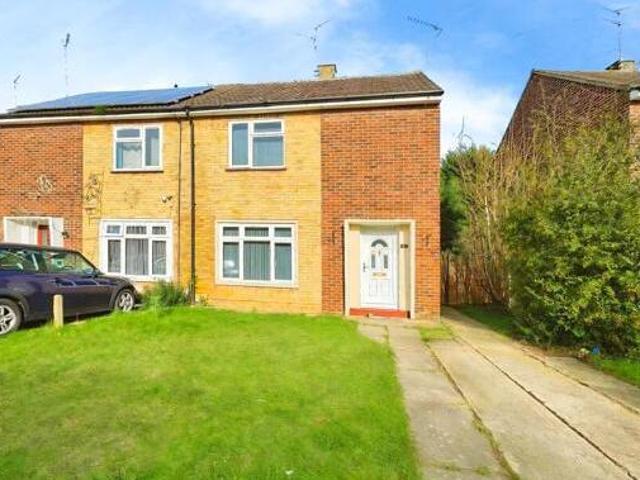 Mendip Grove, Gunthorpe, 2 Bedroom Semi detached